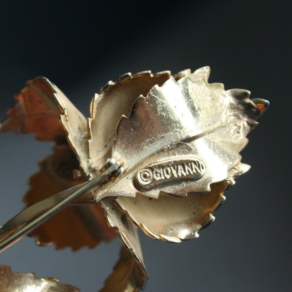 giovanni | Jewelry | Giovanni Gold Rose Flower Brooch Clipon Earrings ...